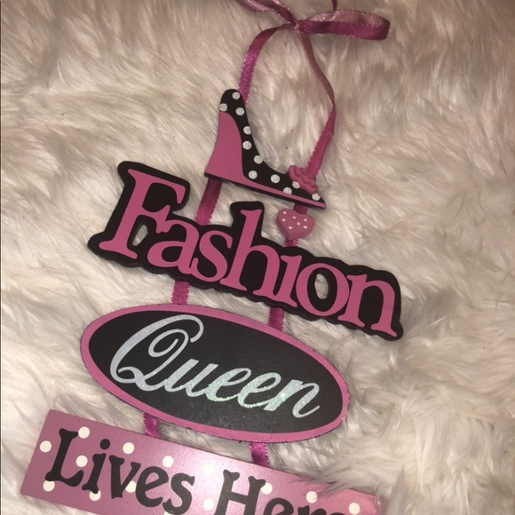 Accents | Fashion Pink Room Hanging Decor | Poshmark